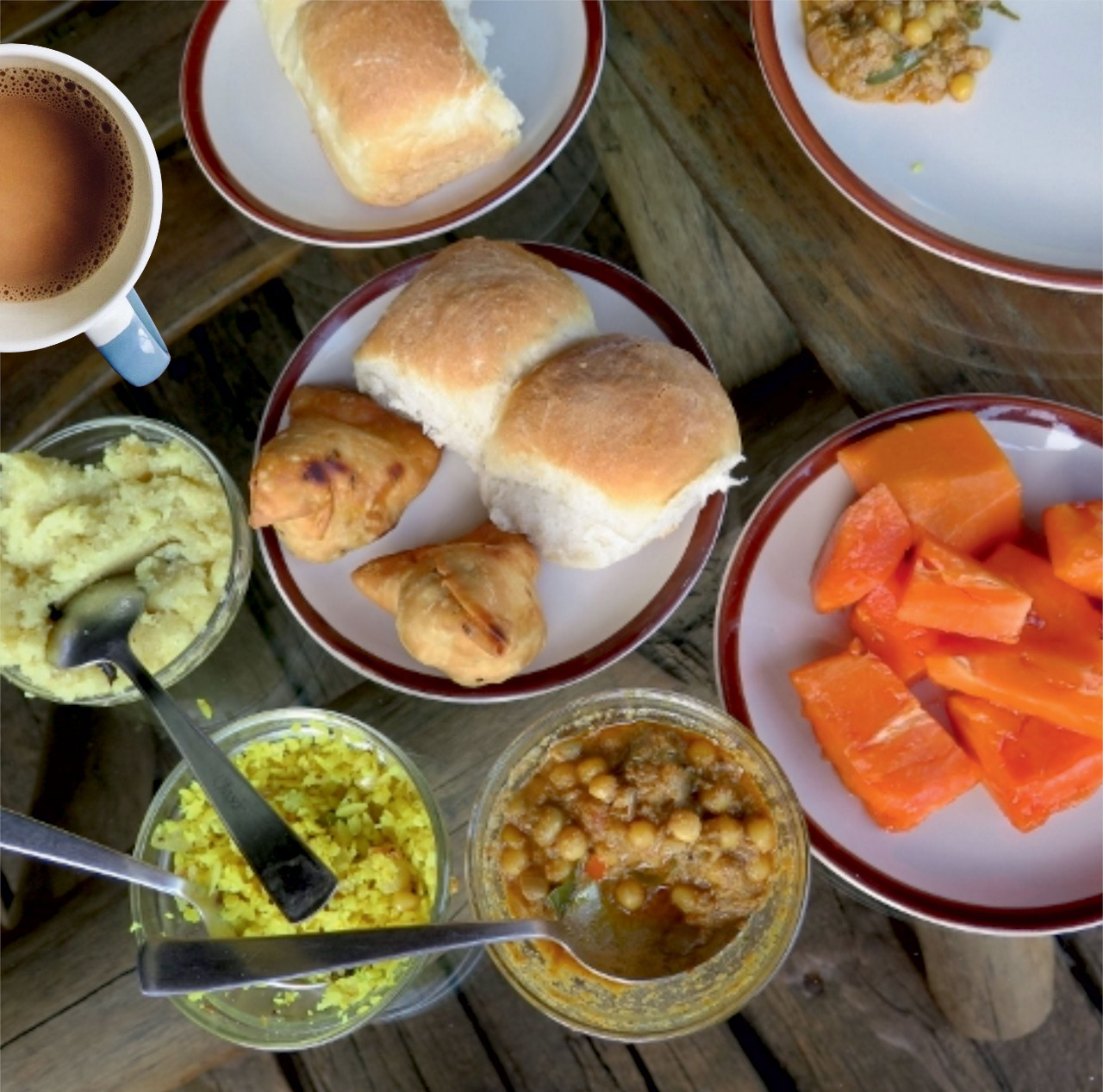 Breakfast with rtCampers | Our Remote Setup